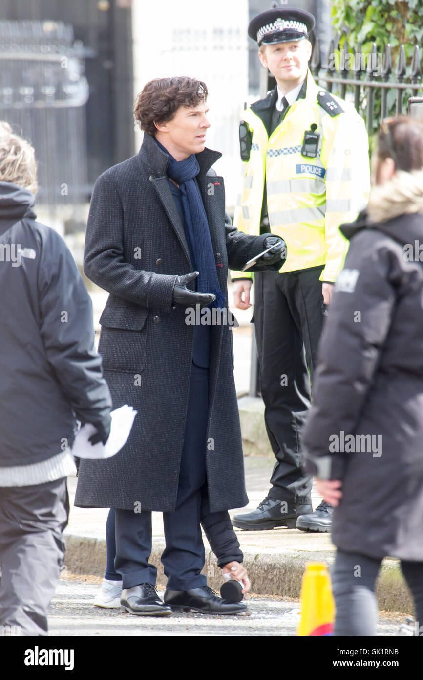 Benedict Cumberbatch, Martin Freeman and Amanda Abbington filming ...