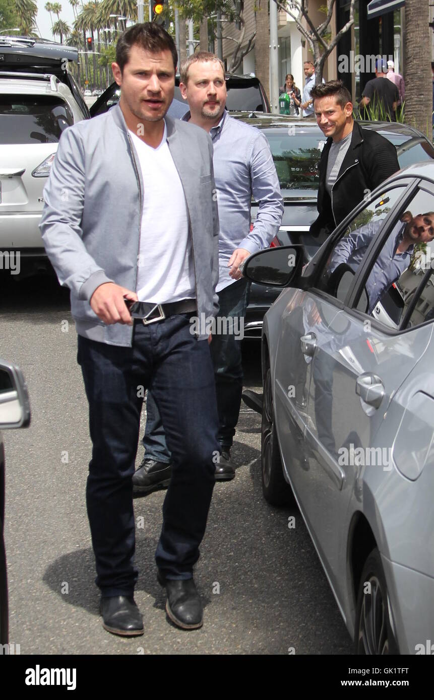 Nick Lachey spotted with 98 Degrees members Justin Jeffre and Jeff ...