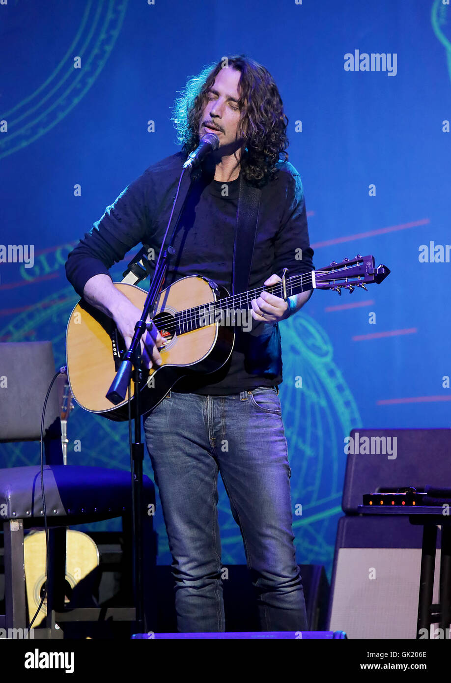 Chris Cornell Stock Photos & Chris Cornell Stock Images - Alamy
