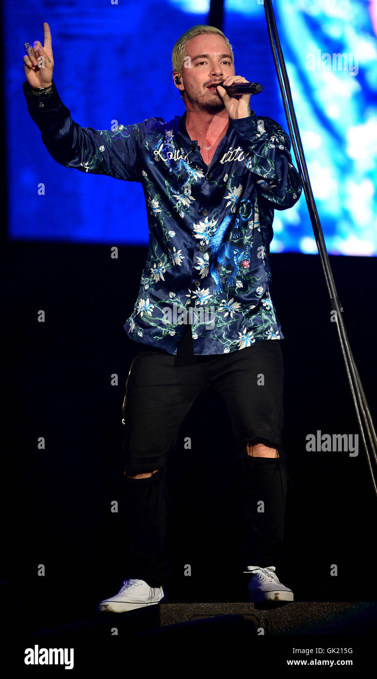 La'Musica Miami Bash 2016 at the American Airlines Arena Featuring: J ...