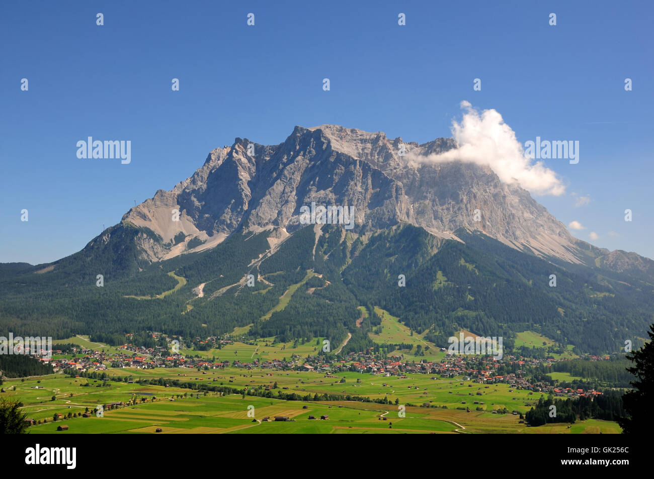 Wettersteingebirge hi-res stock photography and images - Alamy