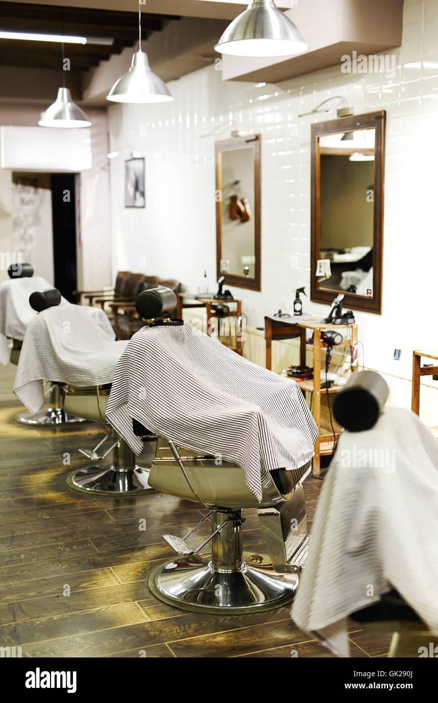 Barber shop salon hi-res stock photography and images - Alamy