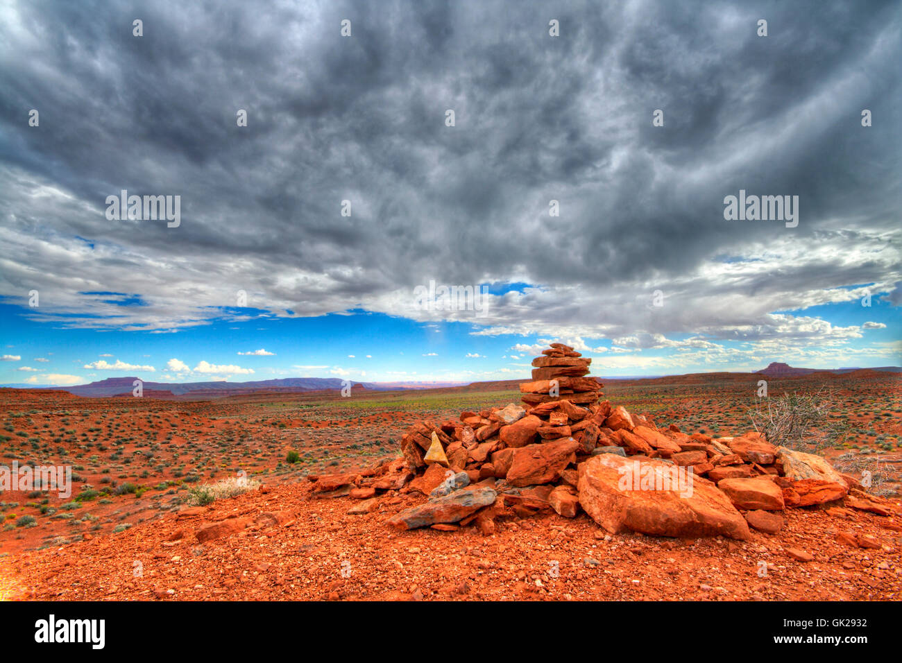 desert wasteland valley Stock Photo - Alamy