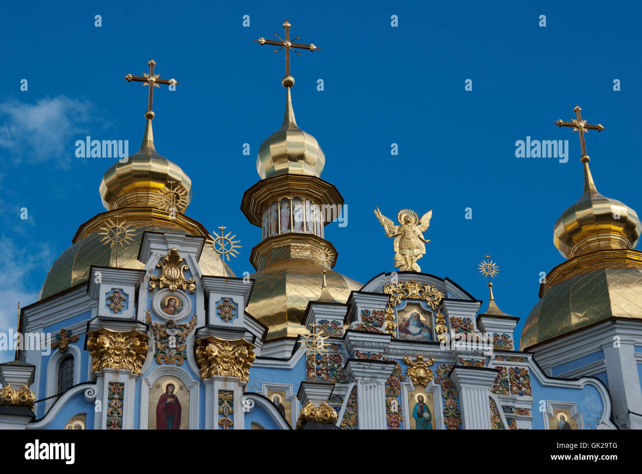 Golden church hi-res stock photography and images - Alamy