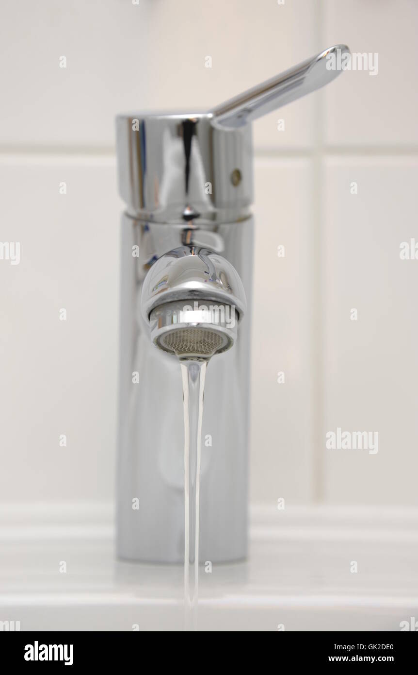 wash basin tap tap water Stock Photo - Alamy