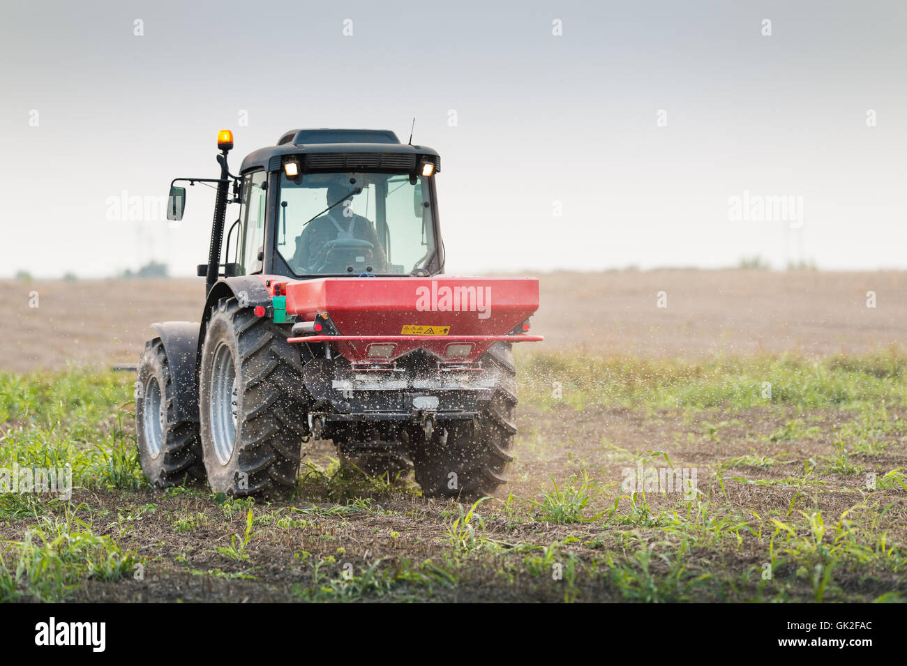 Fertilizer spreader hi-res stock photography and images - Alamy