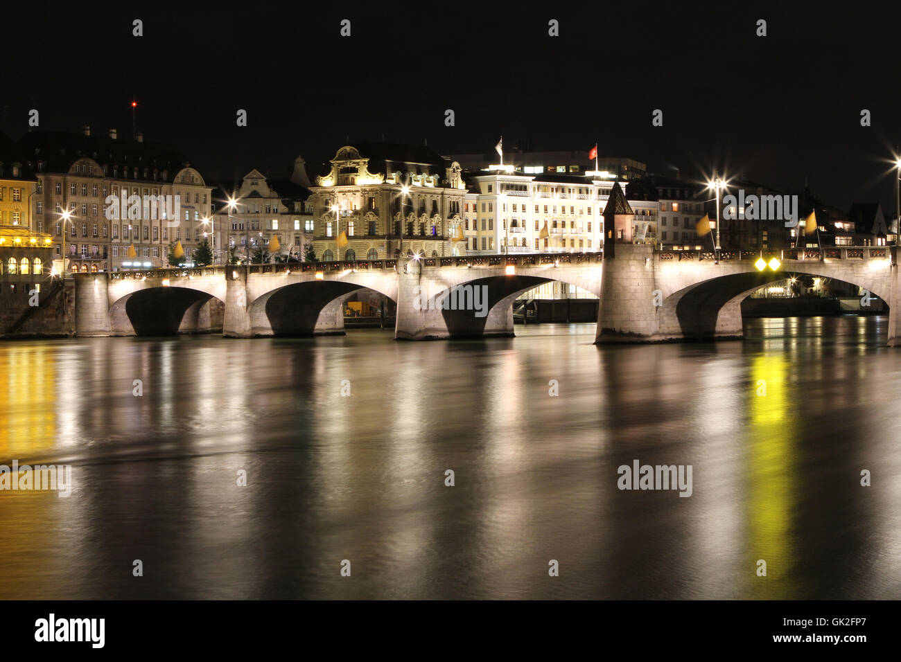 bridge night nighttime Stock Photo - Alamy