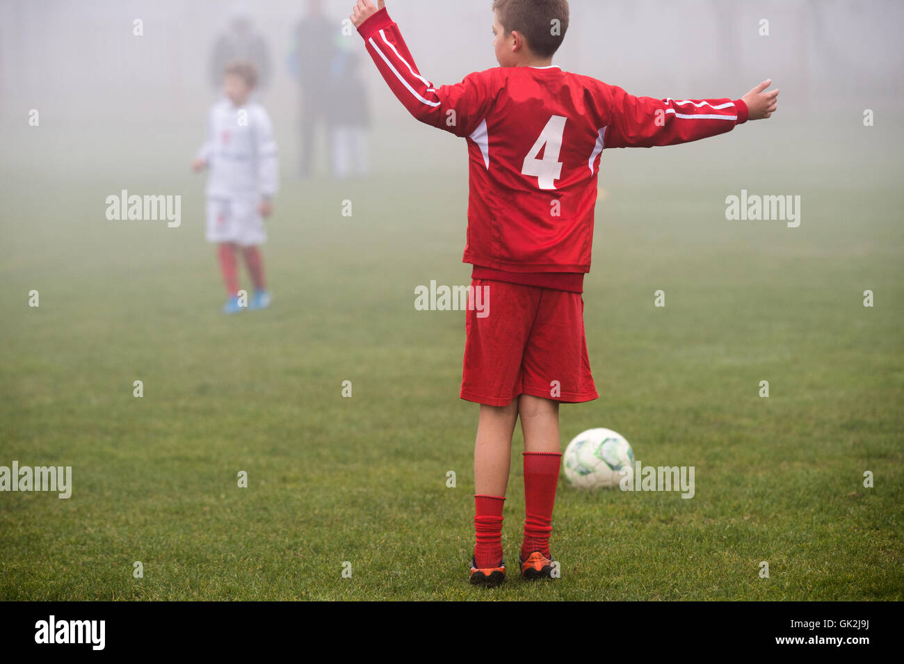 Children football cold hi-res stock photography and images - Alamy