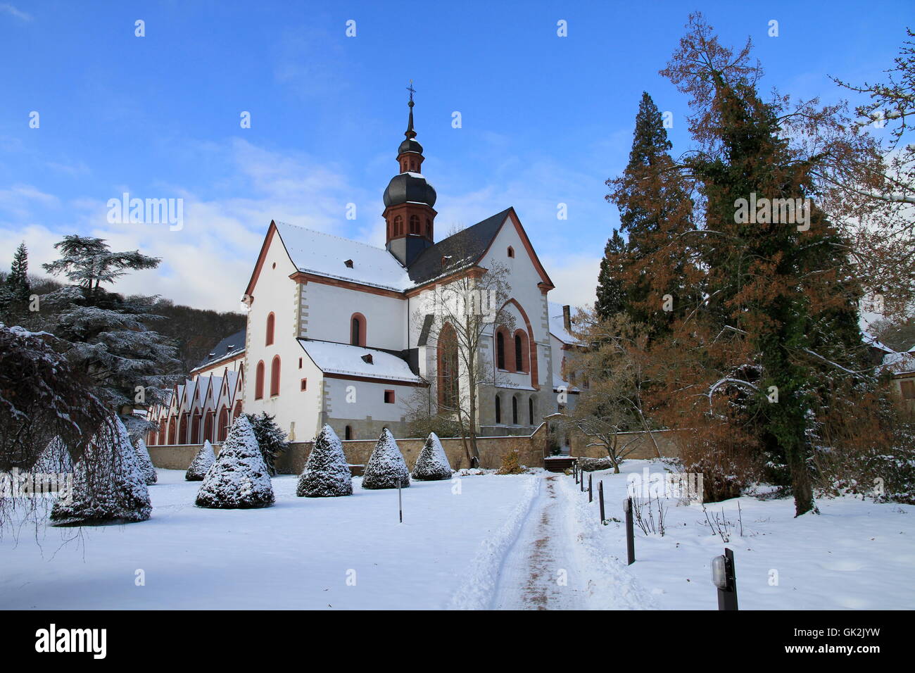 Circular chapel hi-res stock photography and images - Alamy