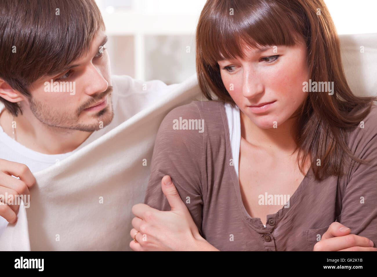 Freezing couple indoors hi-res stock photography and images - Alamy