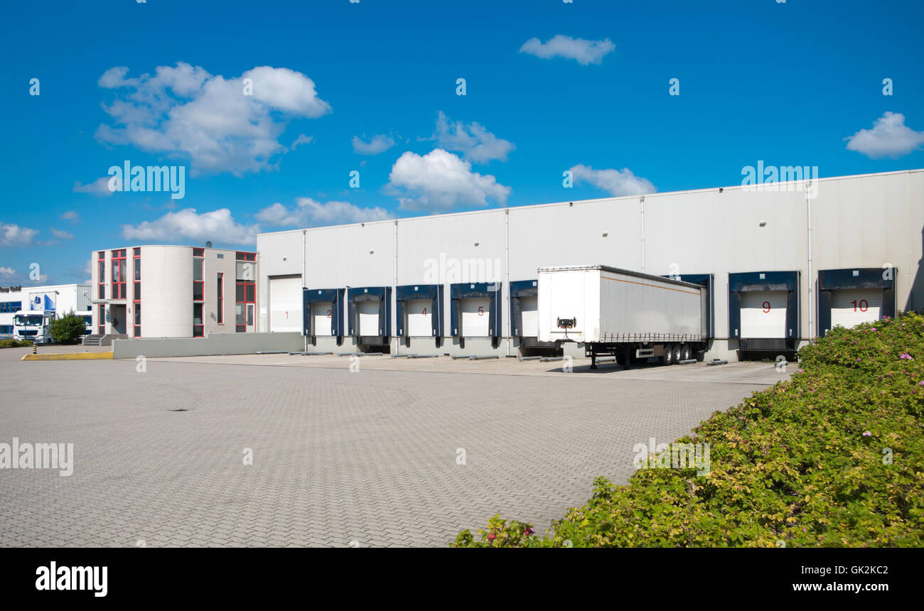 dock logistics warehouse Stock Photo - Alamy