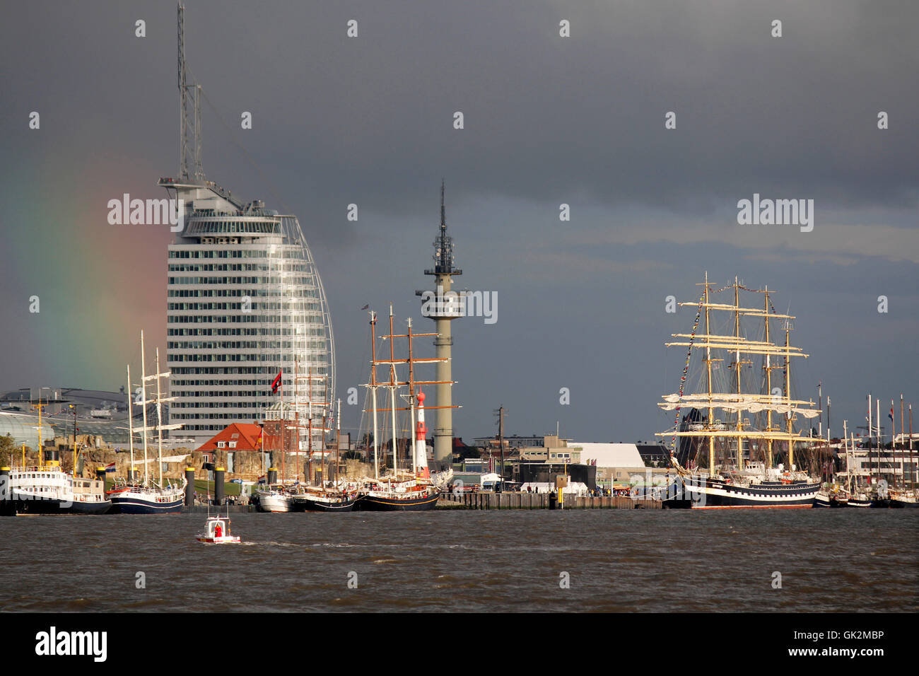 rainbow weather ships Stock Photo - Alamy
