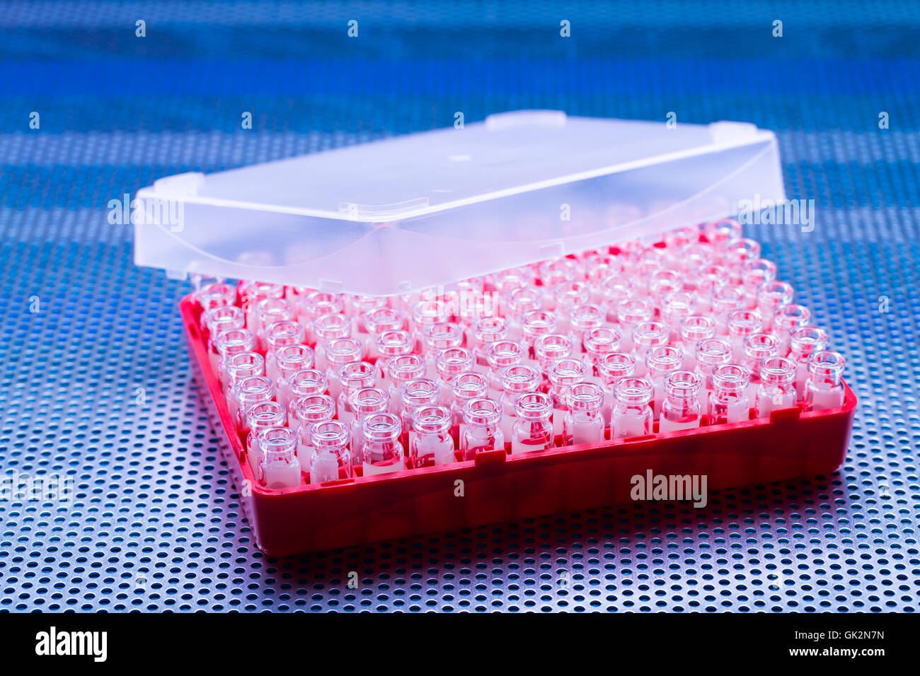 Medical vials hi-res stock photography and images - Alamy