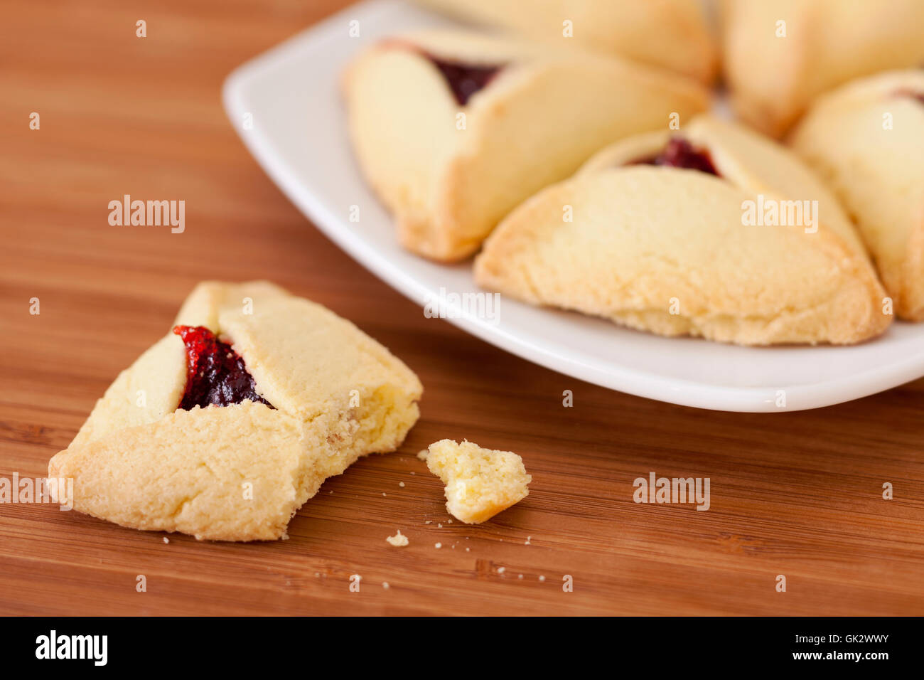 Triangle pastry hi-res stock photography and images - Alamy
