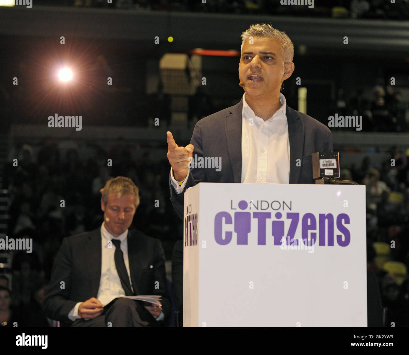 Zac Goldsmith and Sadiq Kahn at London Citizens Mayoral Assembly ...