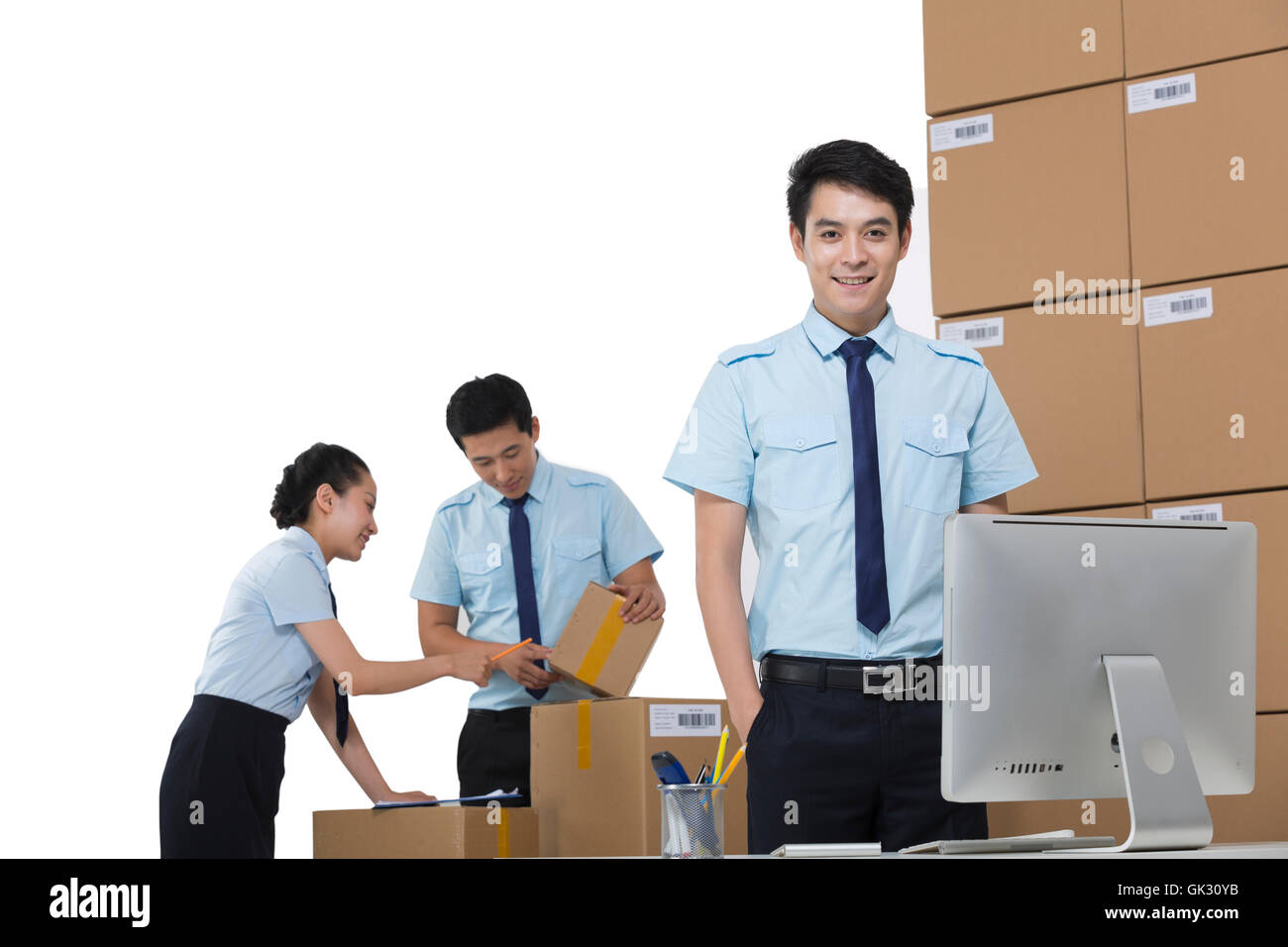 Chinese female logistics staff hi-res stock photography and images - Alamy
