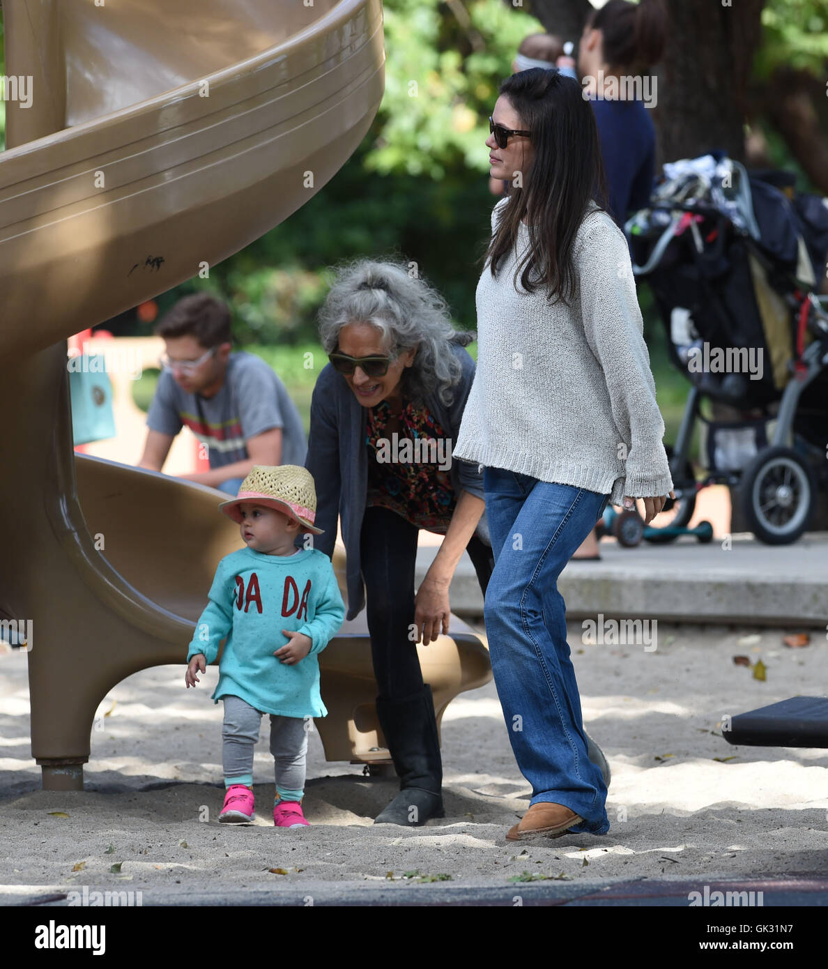 Rachel Bilson takes her daughter Briar Rose to the park Featuring ...