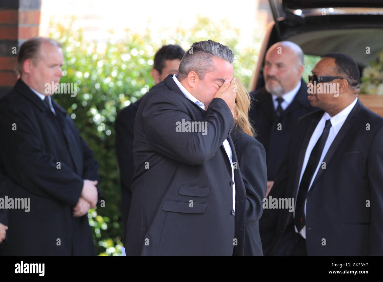David Gest's funeral at Golder's Green Crematorium Featuring ...
