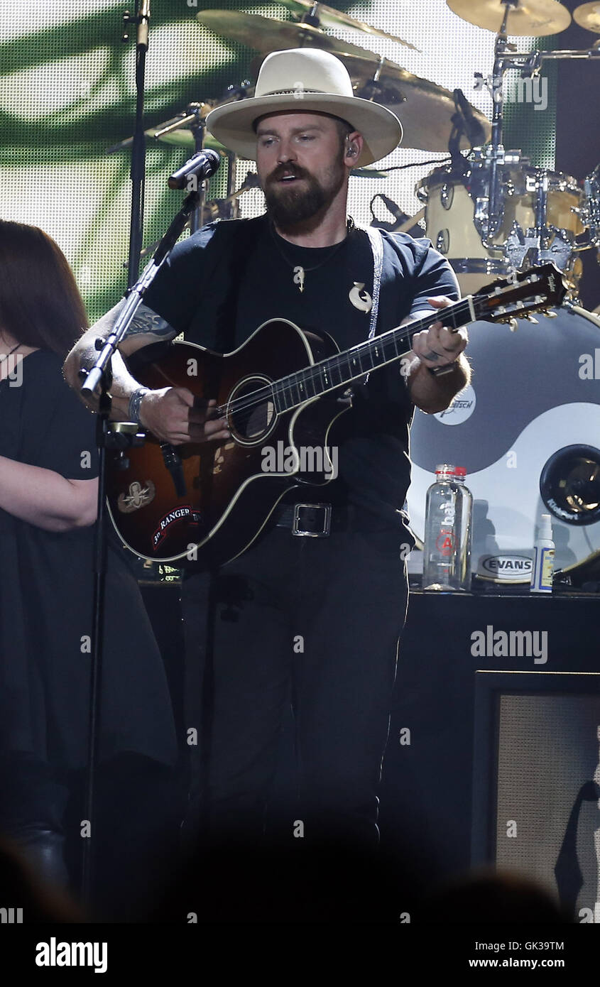 iHeart Country Radio Music Festival at Frank Erwin Center in Austin ...