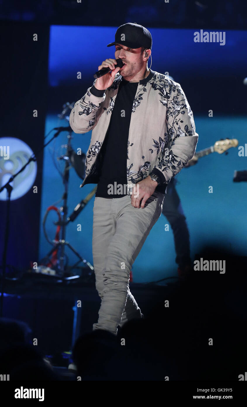 iHeart Country Radio Music Festival at Frank Erwin Center in Austin ...