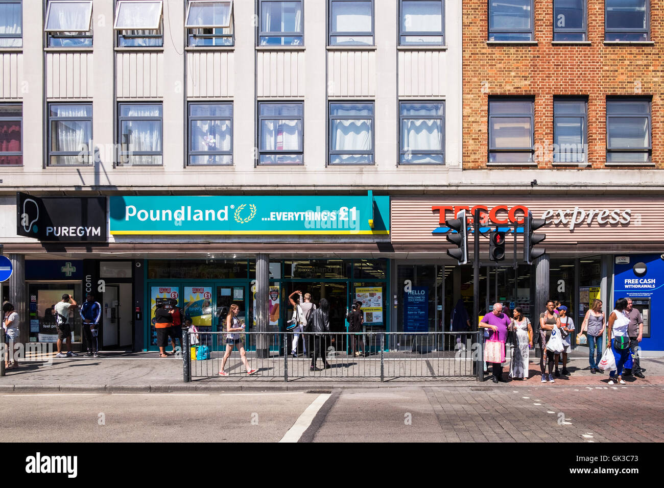 Wembley scene hi-res stock photography and images - Alamy