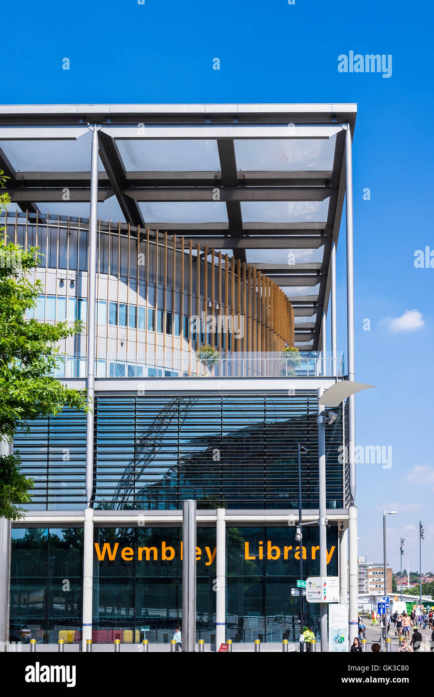 Wembley Library Brent Civic Centre High Resolution Stock Photography ...