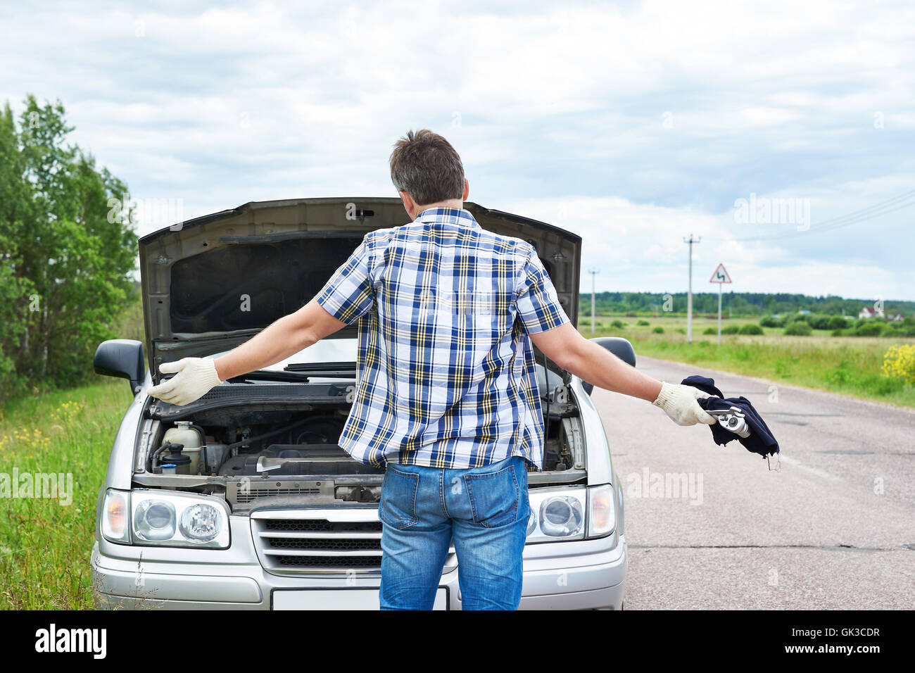 Man standing near broken hi-res stock photography and images - Alamy