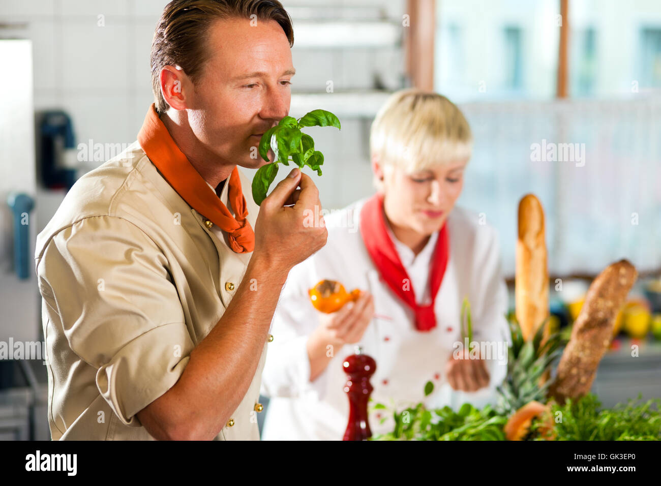 chefs in a restaurant or hotel kitchen Stock Photo - Alamy