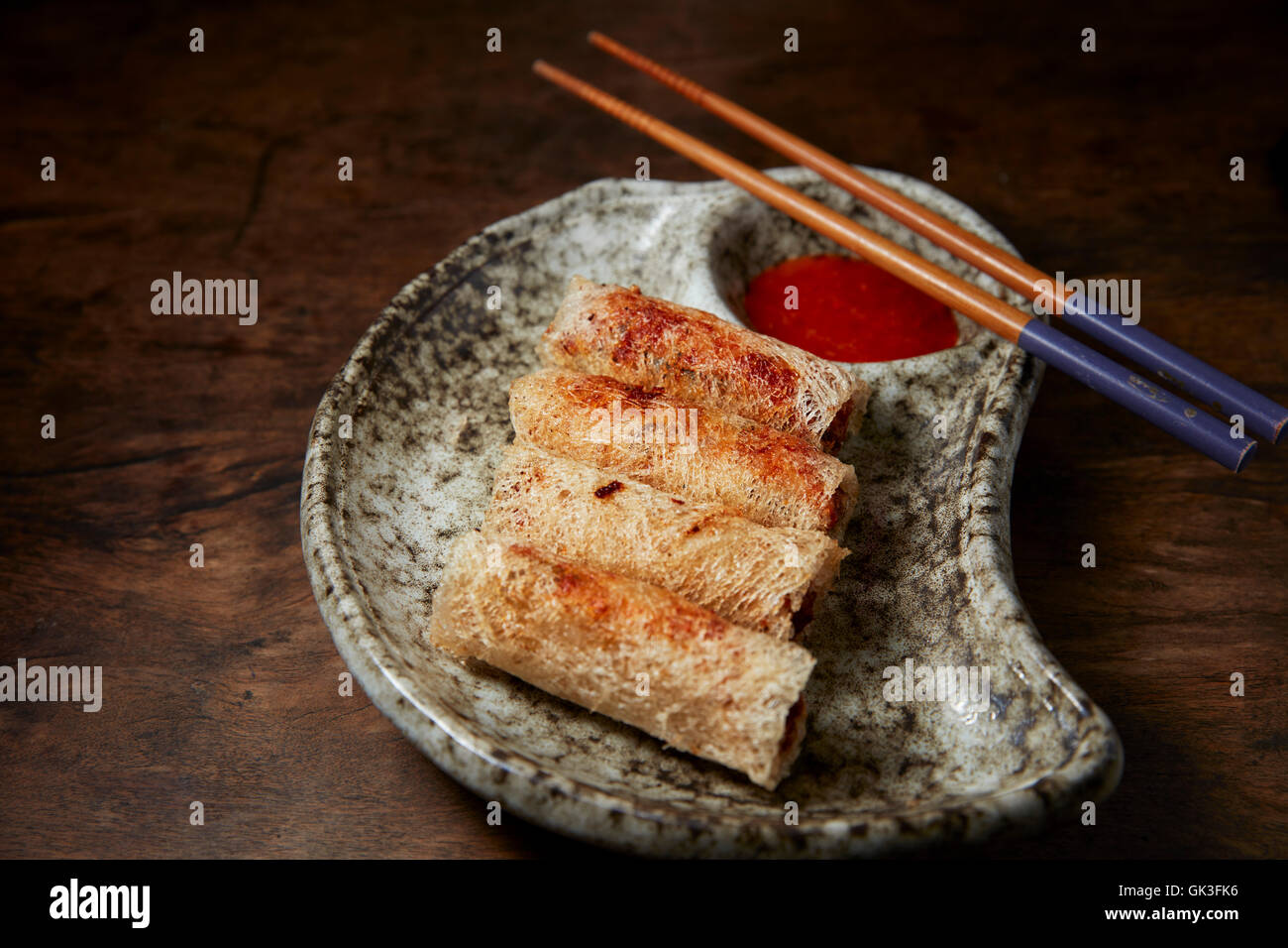 Vietnamese fried spring rolls hi-res stock photography and images - Alamy