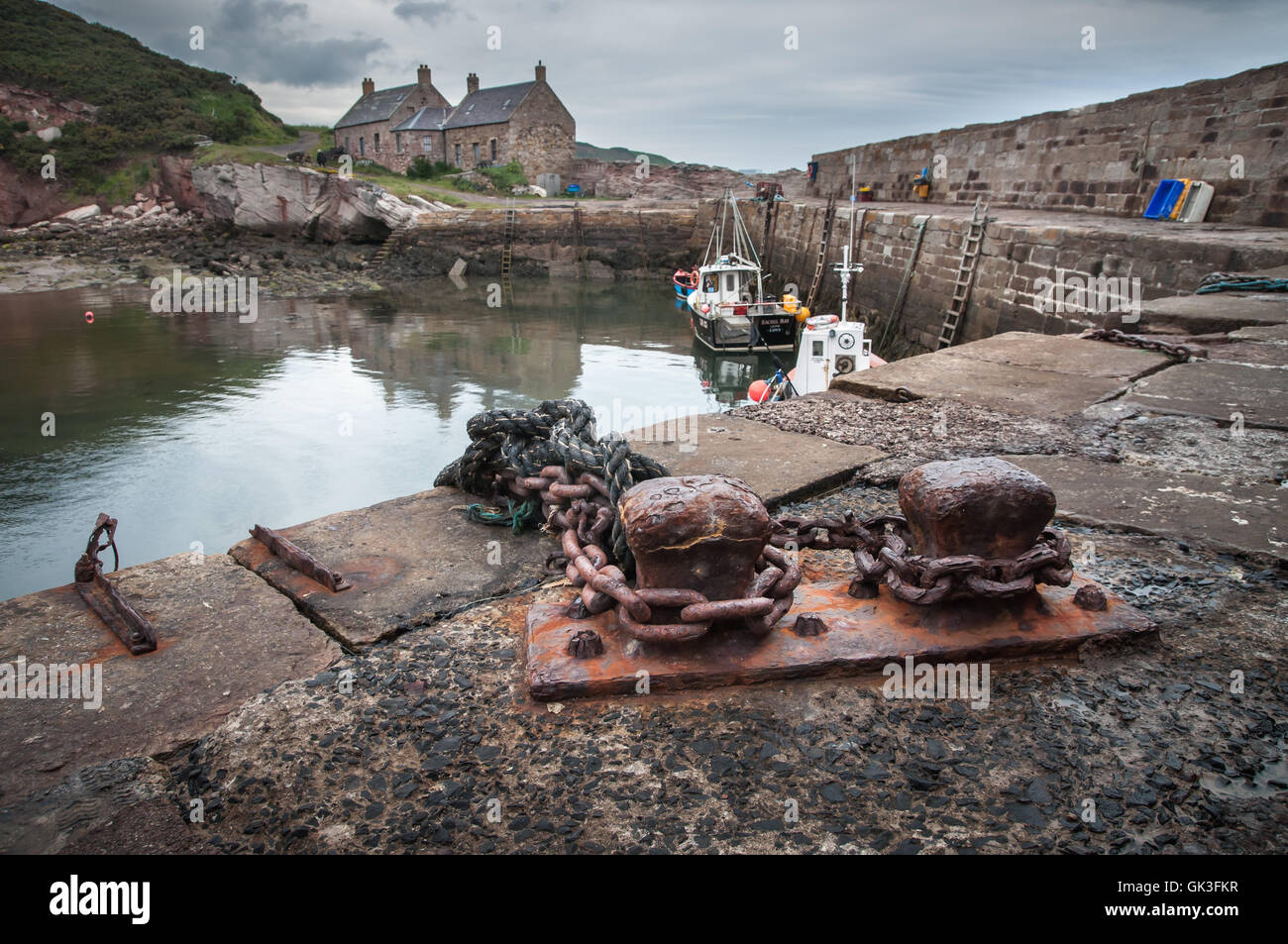 Cove Harbour Scotland High Resolution Stock Photography and Images - Alamy