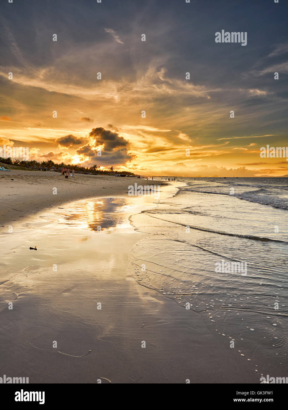 Cua Dai Beach at sunset. Hoi An, Quang Nam Province, Vietnam Stock ...