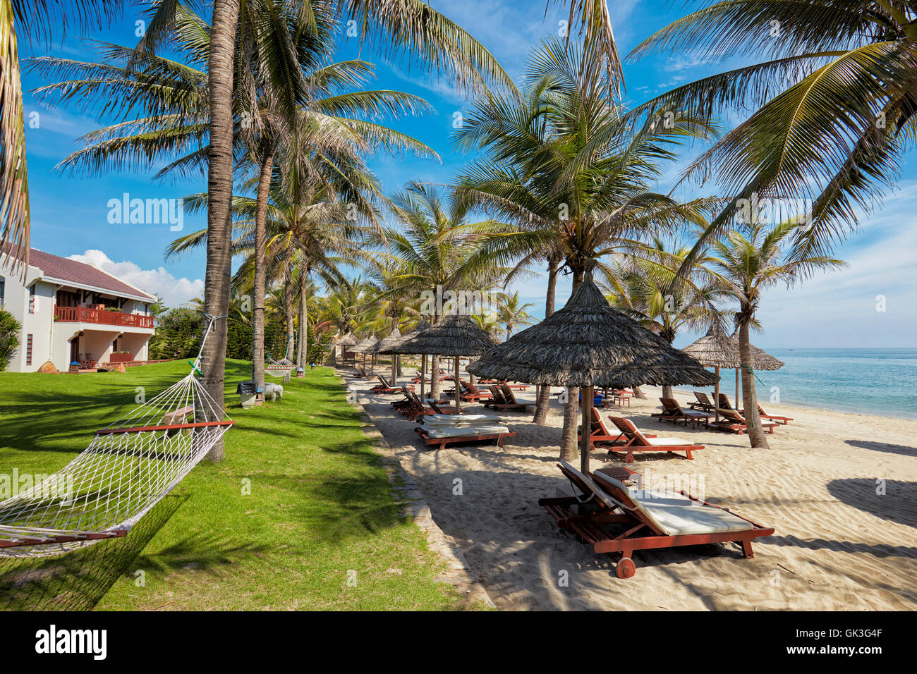 Oriental beach resort hi-res stock photography and images - Alamy