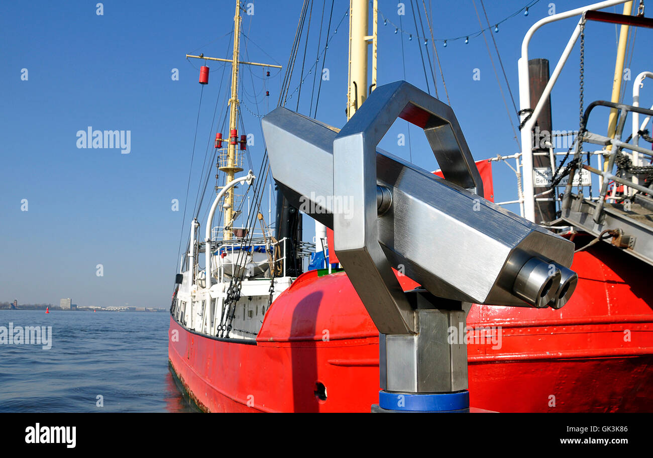 distance look glancing Stock Photo - Alamy