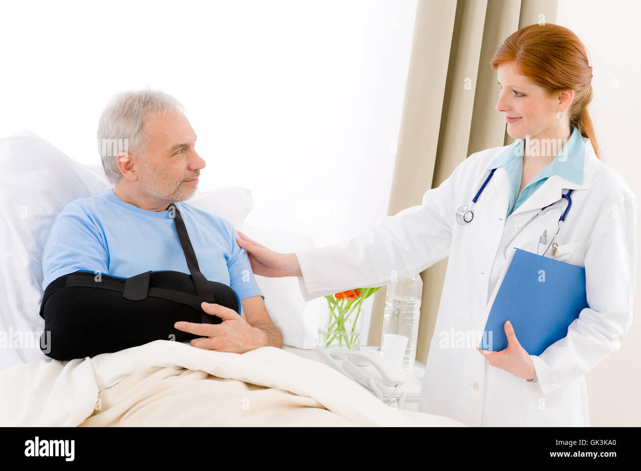 doctor physician medic Stock Photo - Alamy