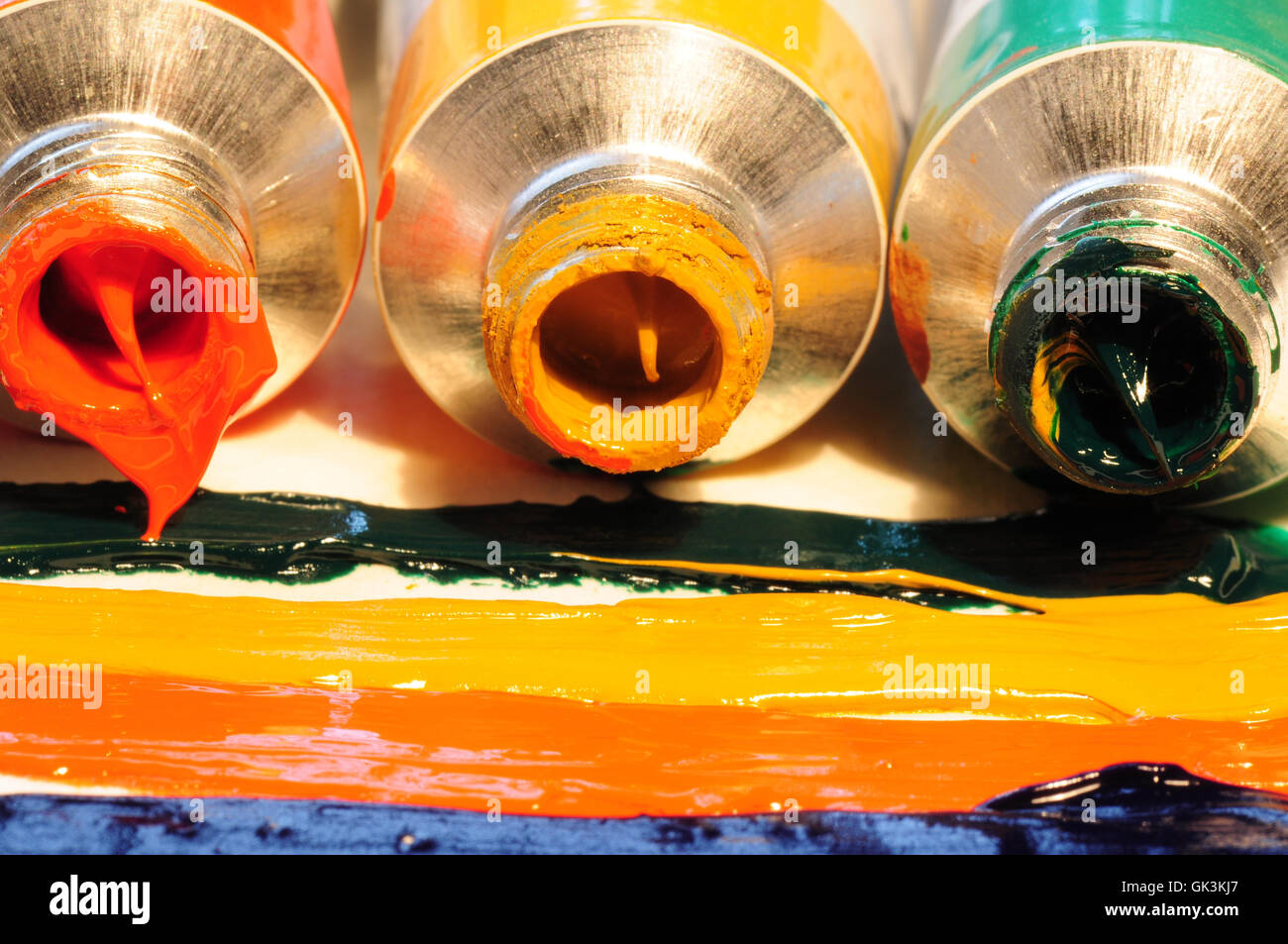 Dispersionsfarben hi-res stock photography and images - Alamy