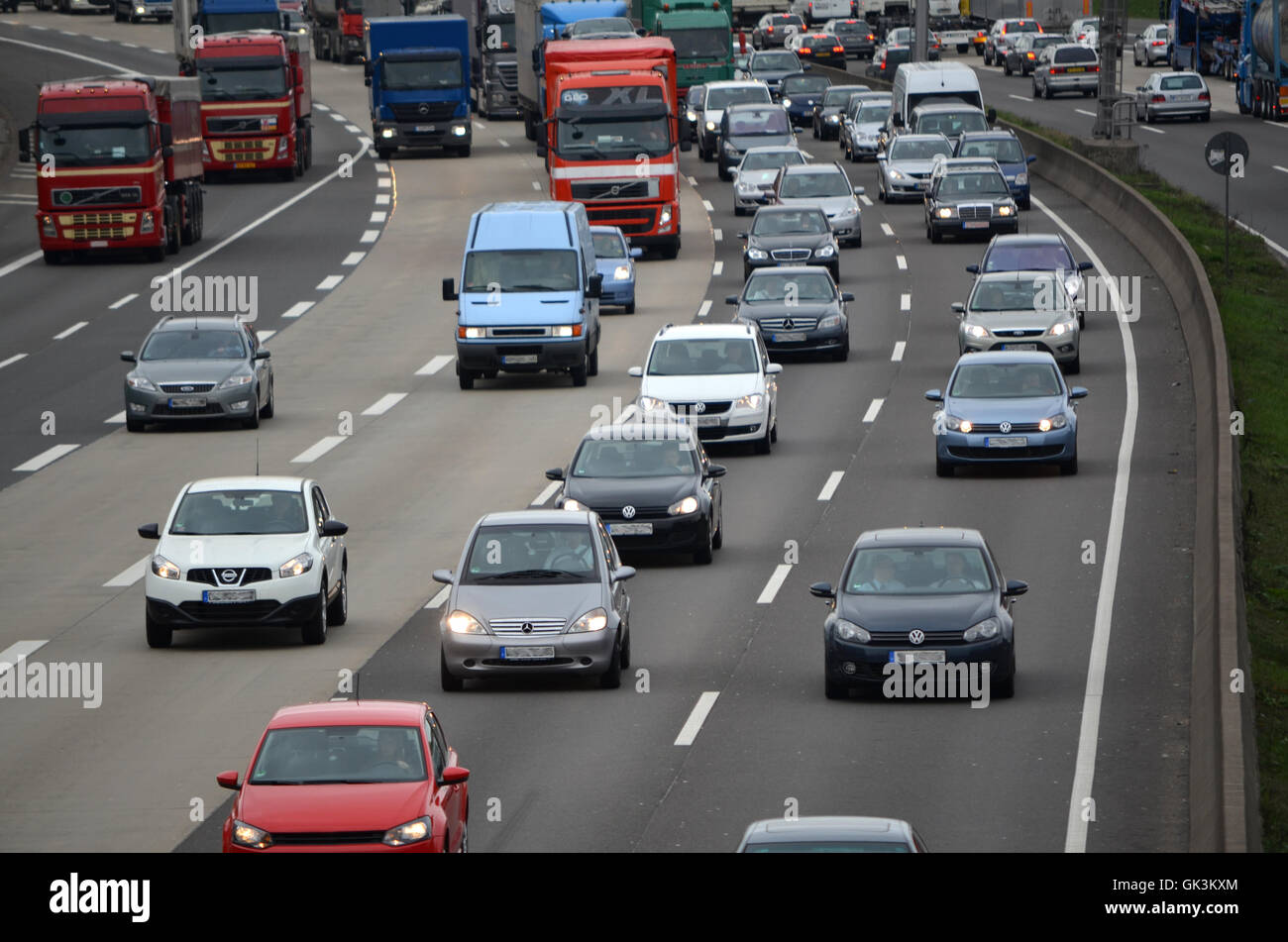 Full freeway hi-res stock photography and images - Alamy