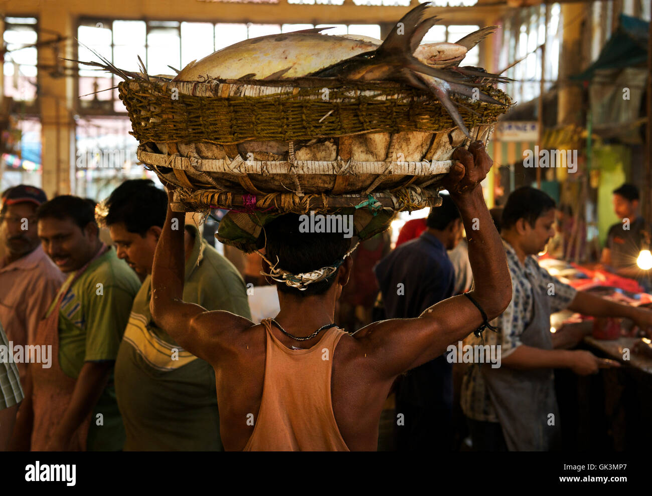 India calcutta fish market hi-res stock photography and images - Alamy