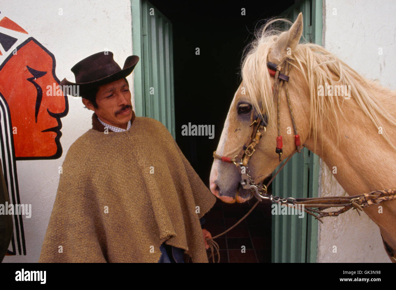 Colombia a cowboy stands his horse hi-res stock photography and images ...