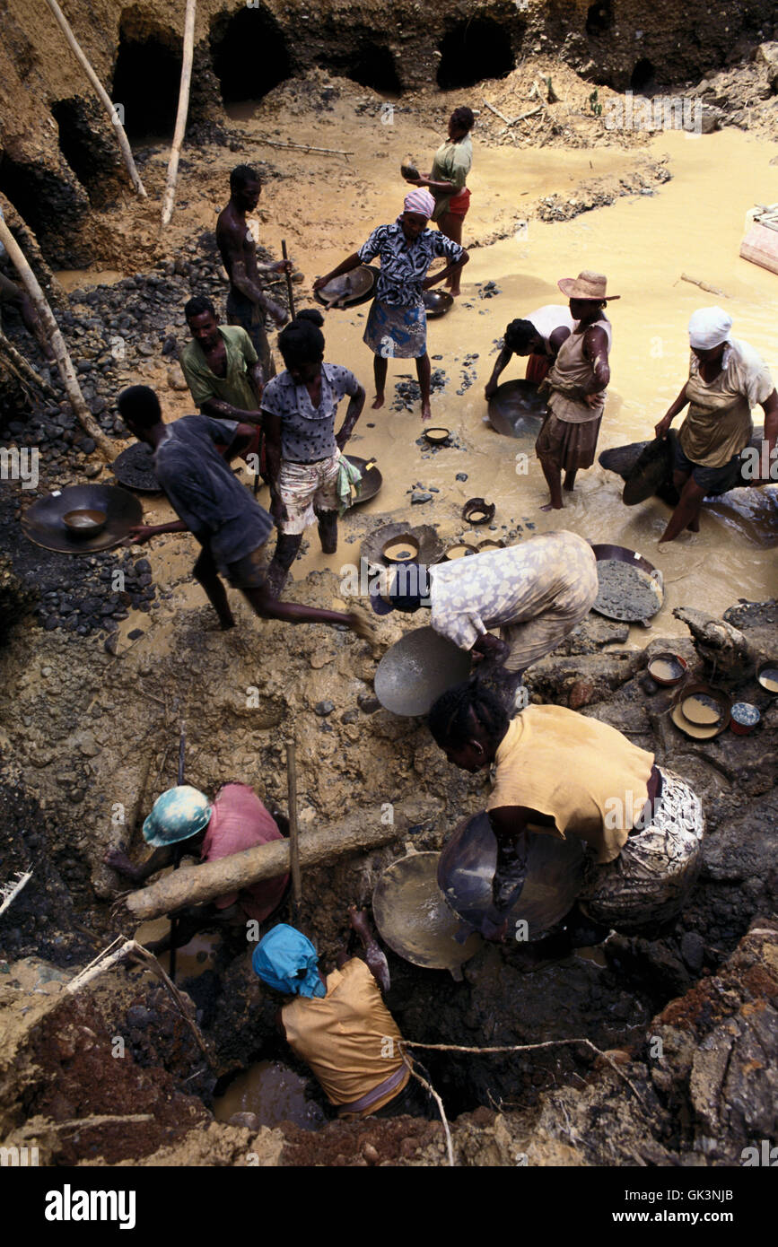 Gold mine workers hi-res stock photography and images - Alamy
