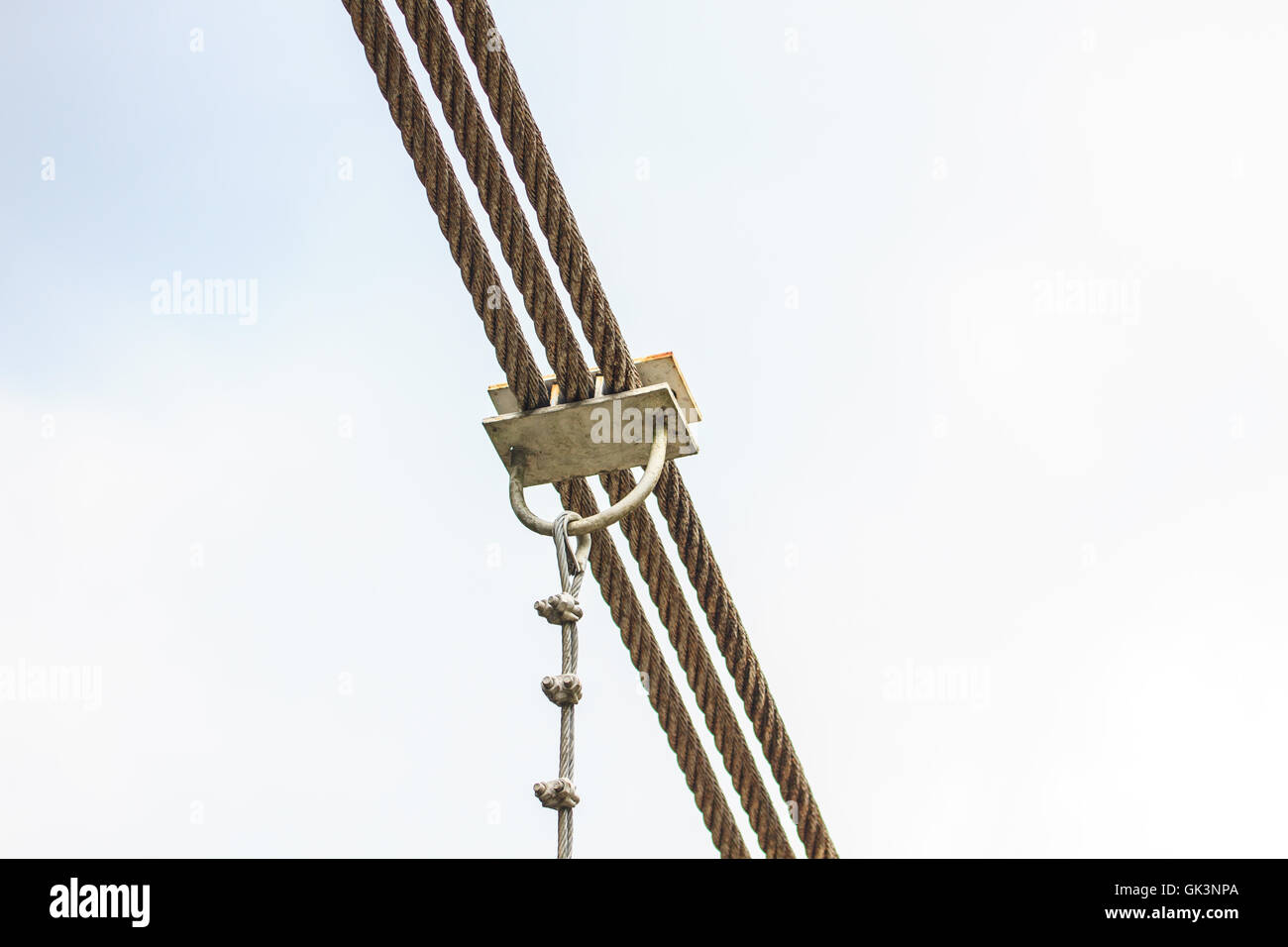 Wire rope sling hi-res stock photography and images - Alamy