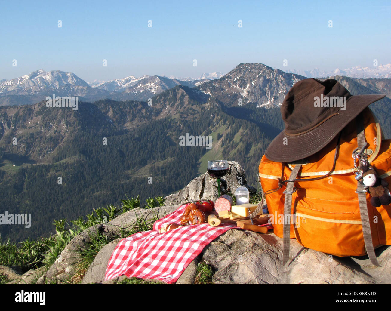 Breakfast rock table mountain hi-res stock photography and images - Alamy