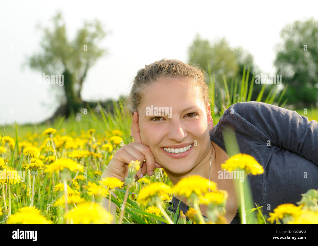 woman laugh laughs Stock Photo - Alamy