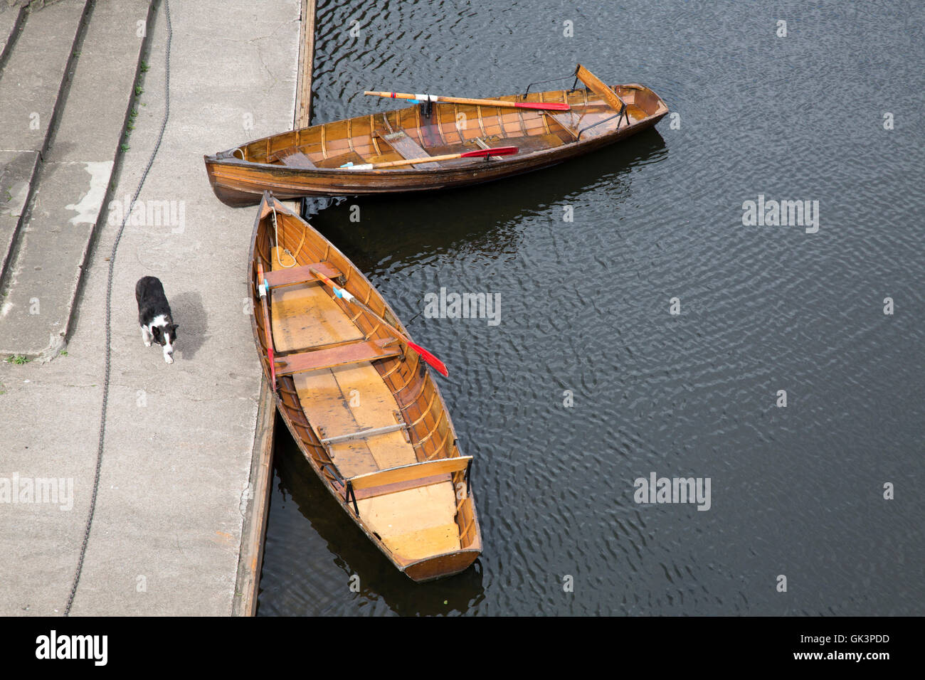 Wood punts hi-res stock photography and images - Alamy