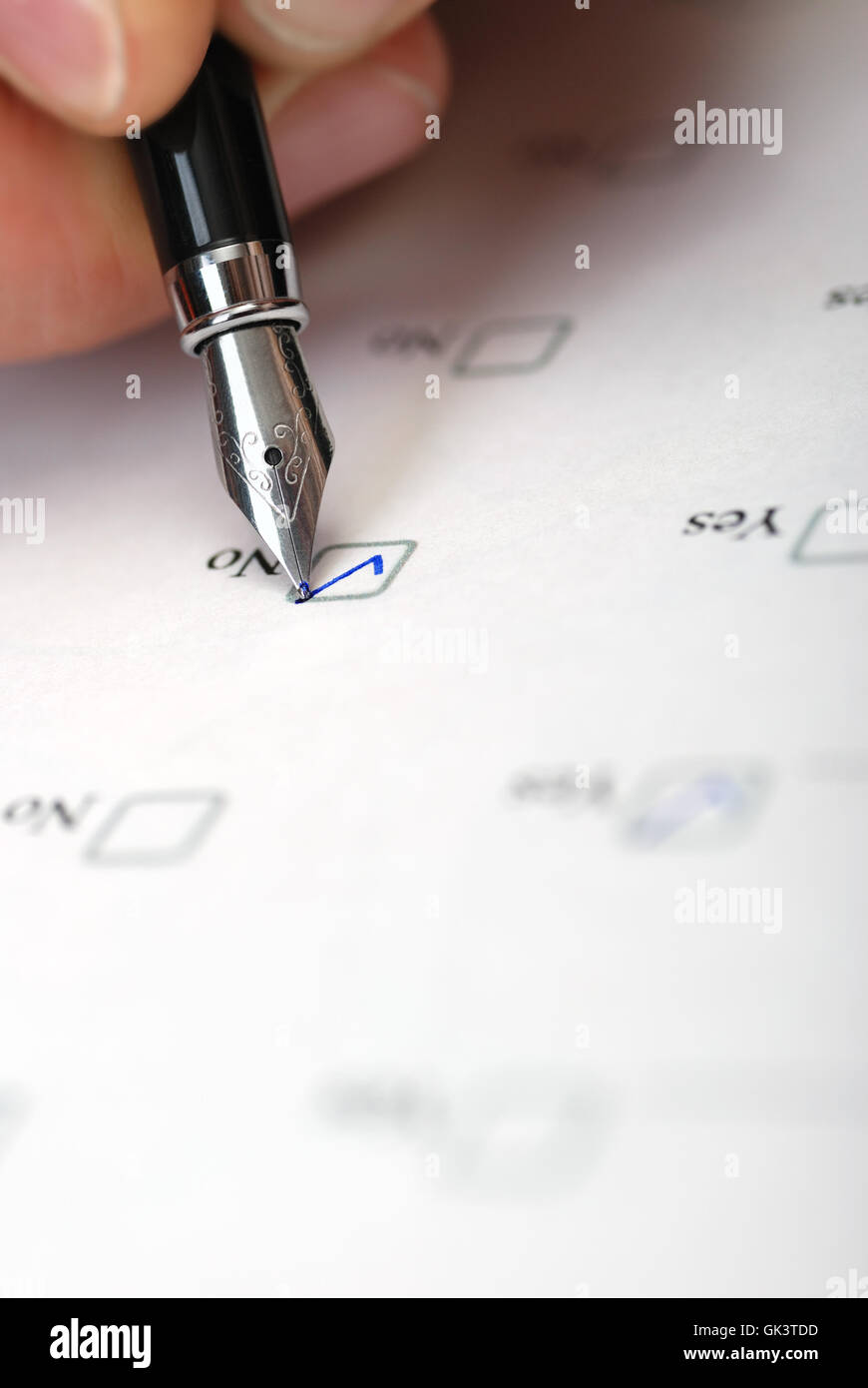 Form questionnaire hi-res stock photography and images - Alamy