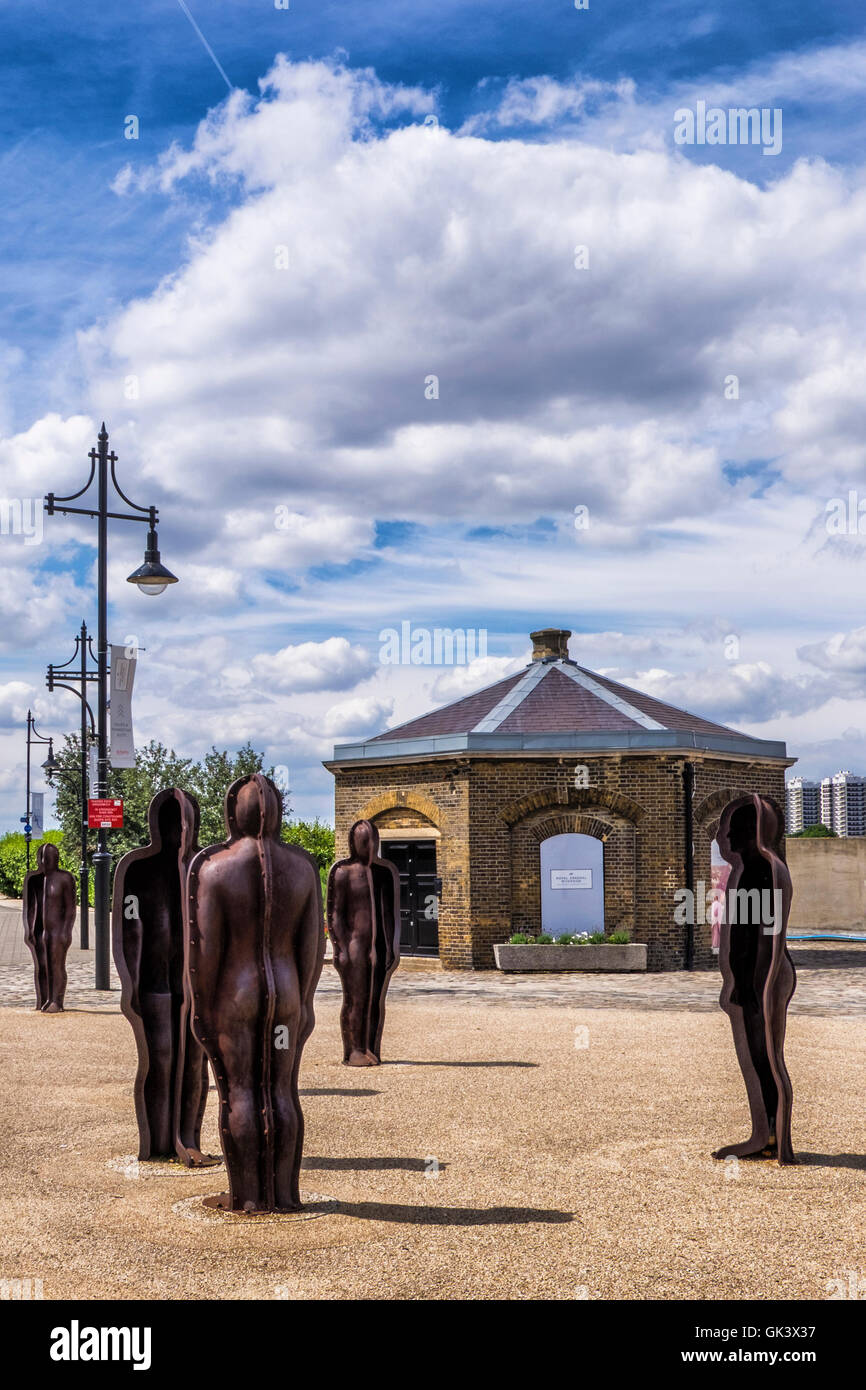Woolwich, London.Royal Arsenal Riverside. Sculpture, The Assembly by ...