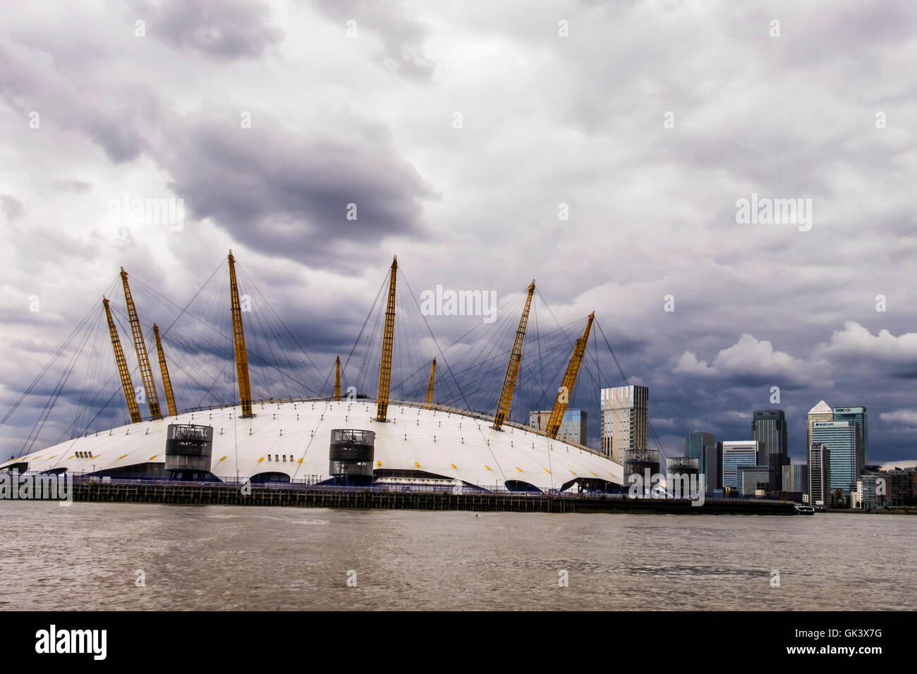 02 arena hi-res stock photography and images - Alamy