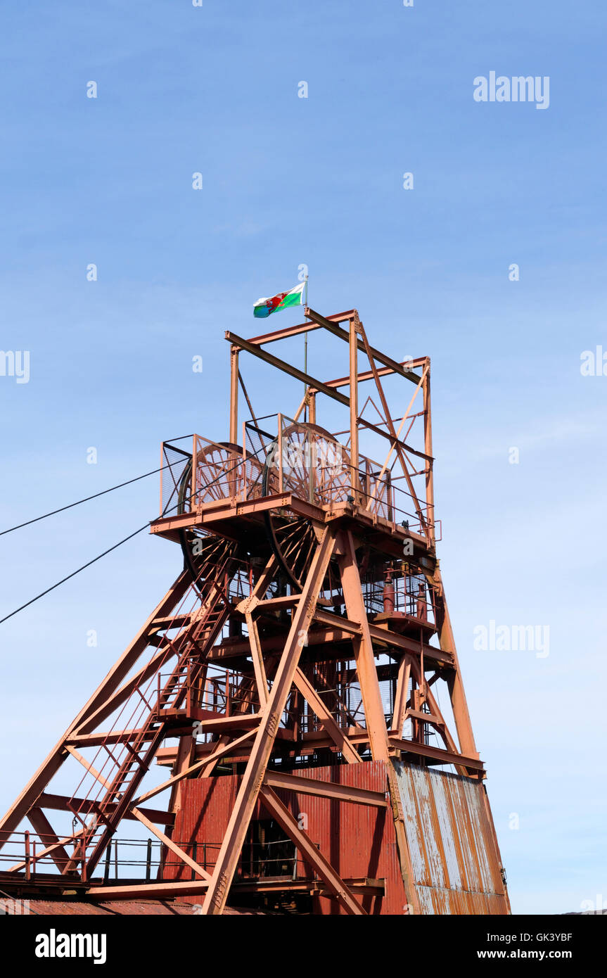 Pit Head Winding Gear Stock Photos & Pit Head Winding Gear Stock Images ...