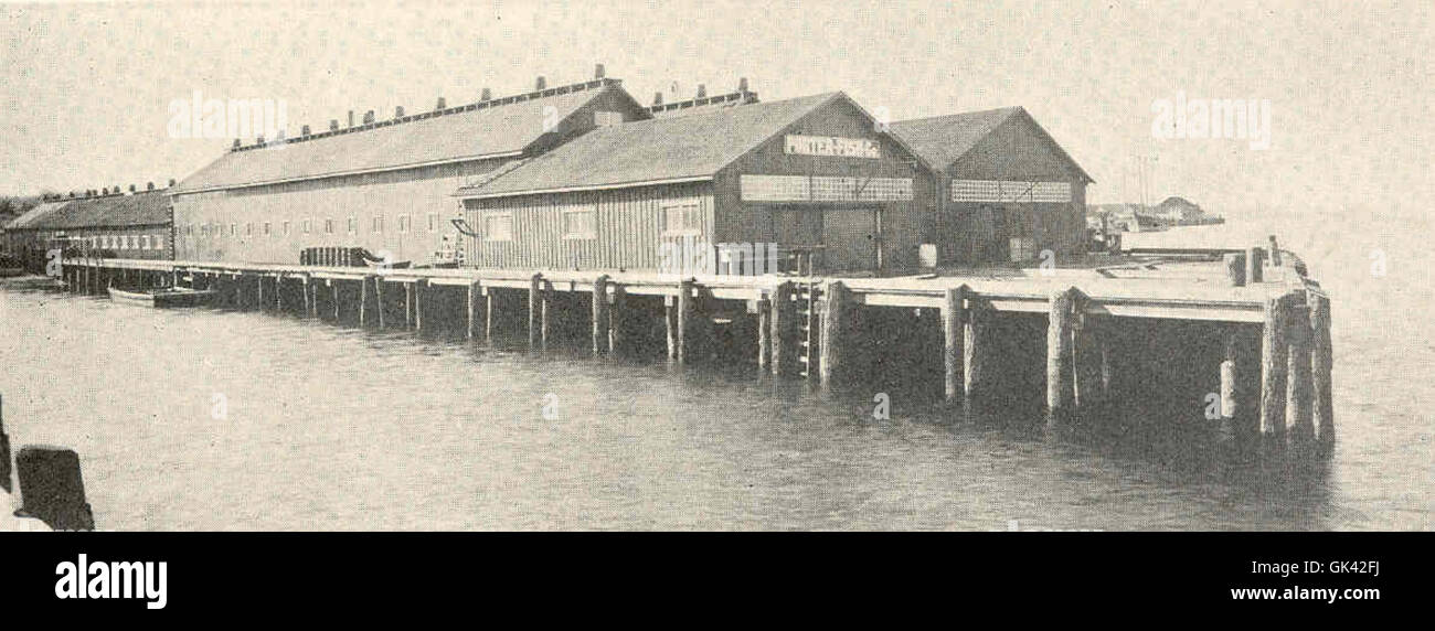 Fish cannery historic hi-res stock photography and images - Alamy