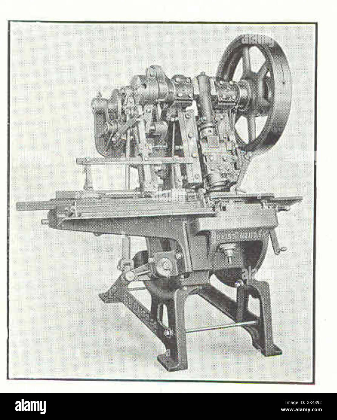 Automatic feeds hi-res stock photography and images - Alamy