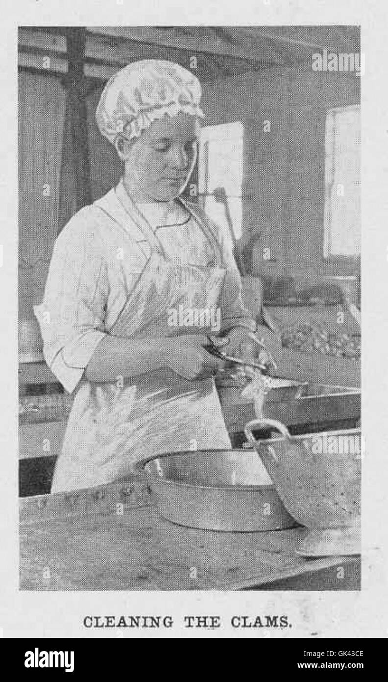 44896 Cleaning the Clams Stock Photo - Alamy